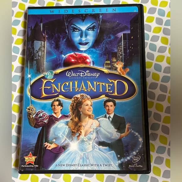 Disney | Media | Enchanted Dvd Disney Classic Movie | Poshmark